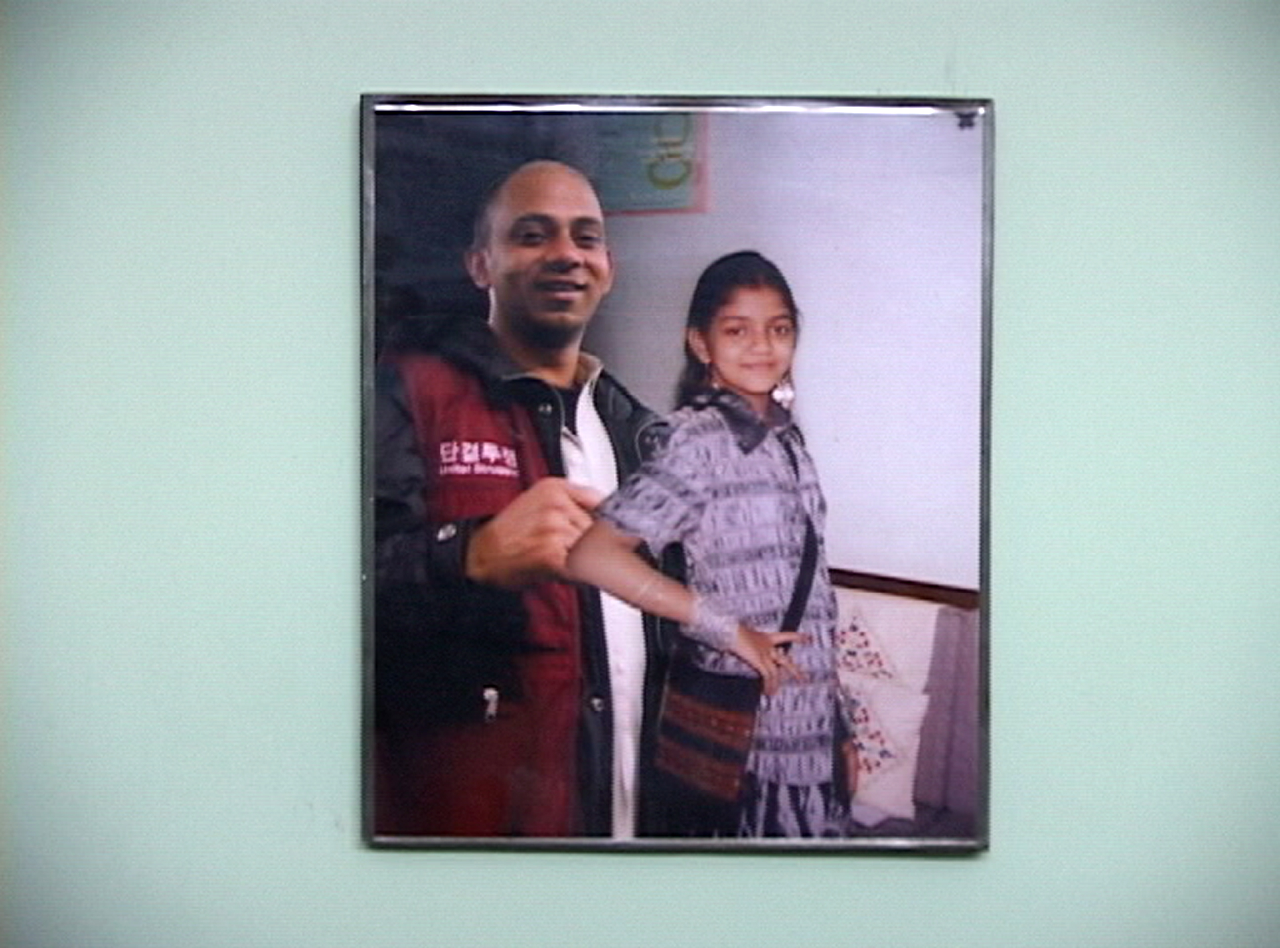 리터니 (2009) - Returnee | 다큐멘터리 영화 | 이마붑 감독 | UDANAX 영화정보